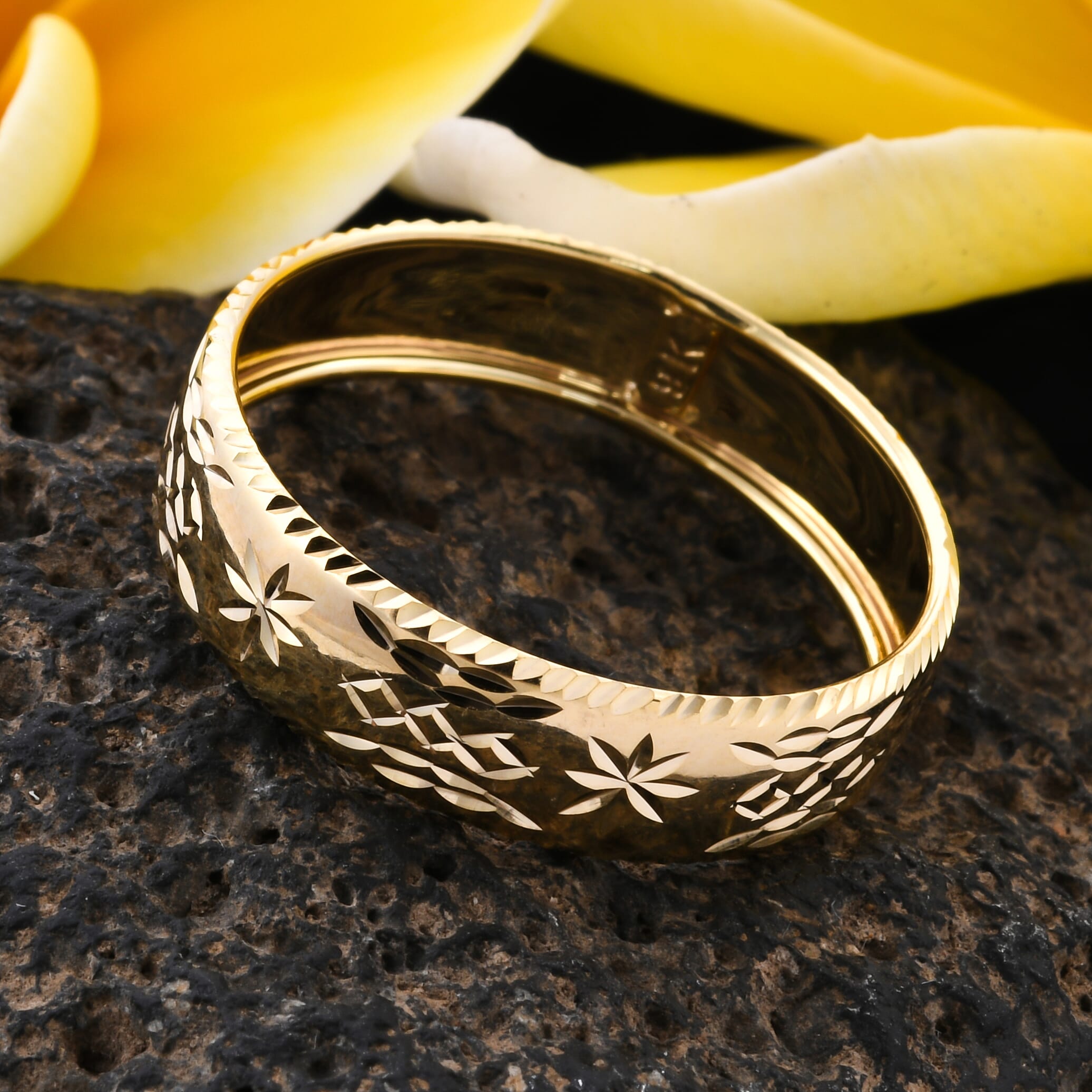 Royal Bali Collection - 9K Yellow Gold Diamond Cut Band Ring - 3593710 ...