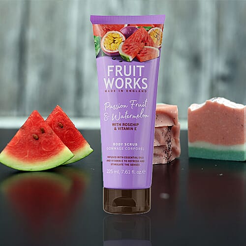 FruitWorks: Passion Fruit & Watermelon Body Scrub (With Rosehip ...