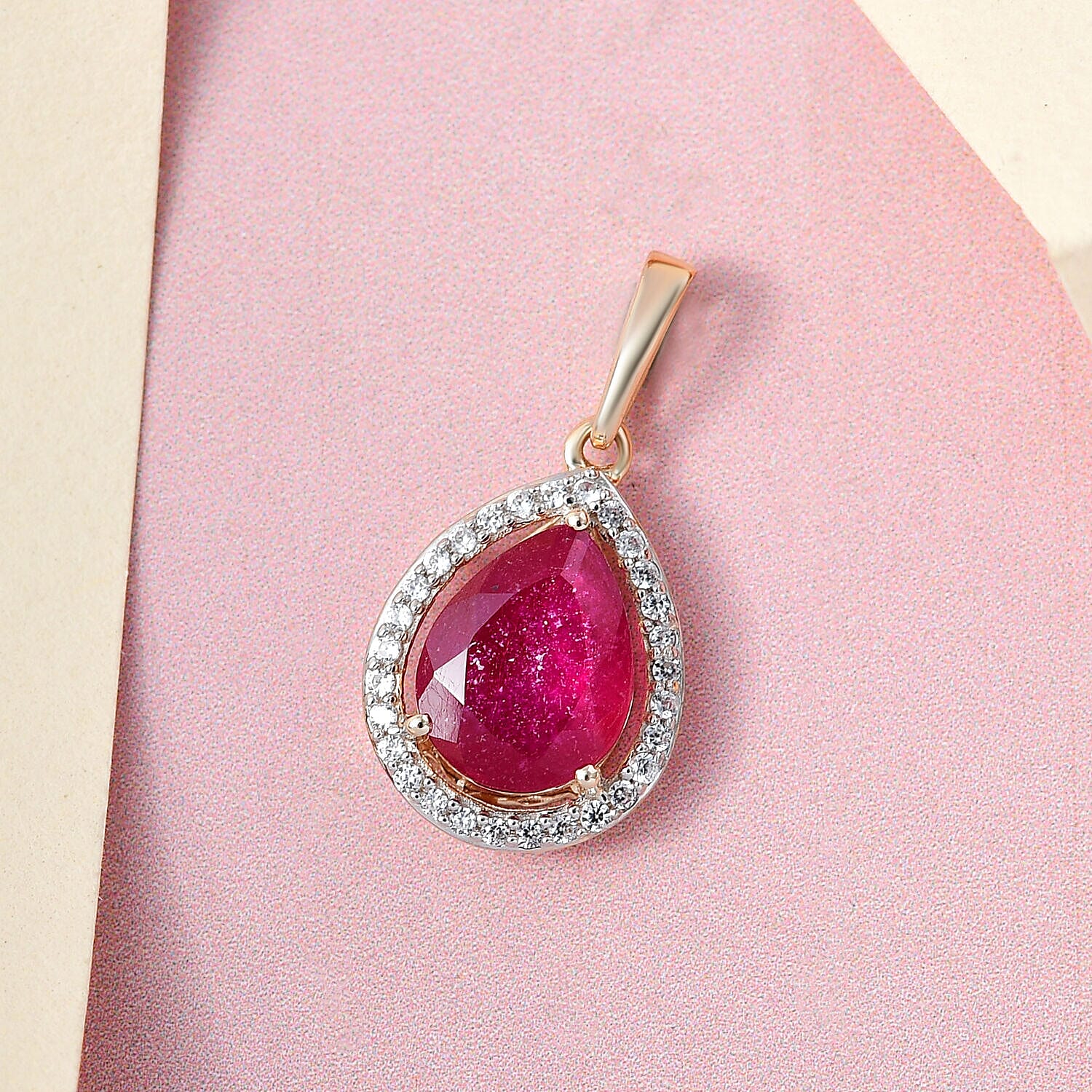 9K Yellow Gold AA Fissure Filled Ruby and Zircon Halo Pendant 2.36 Ct ...