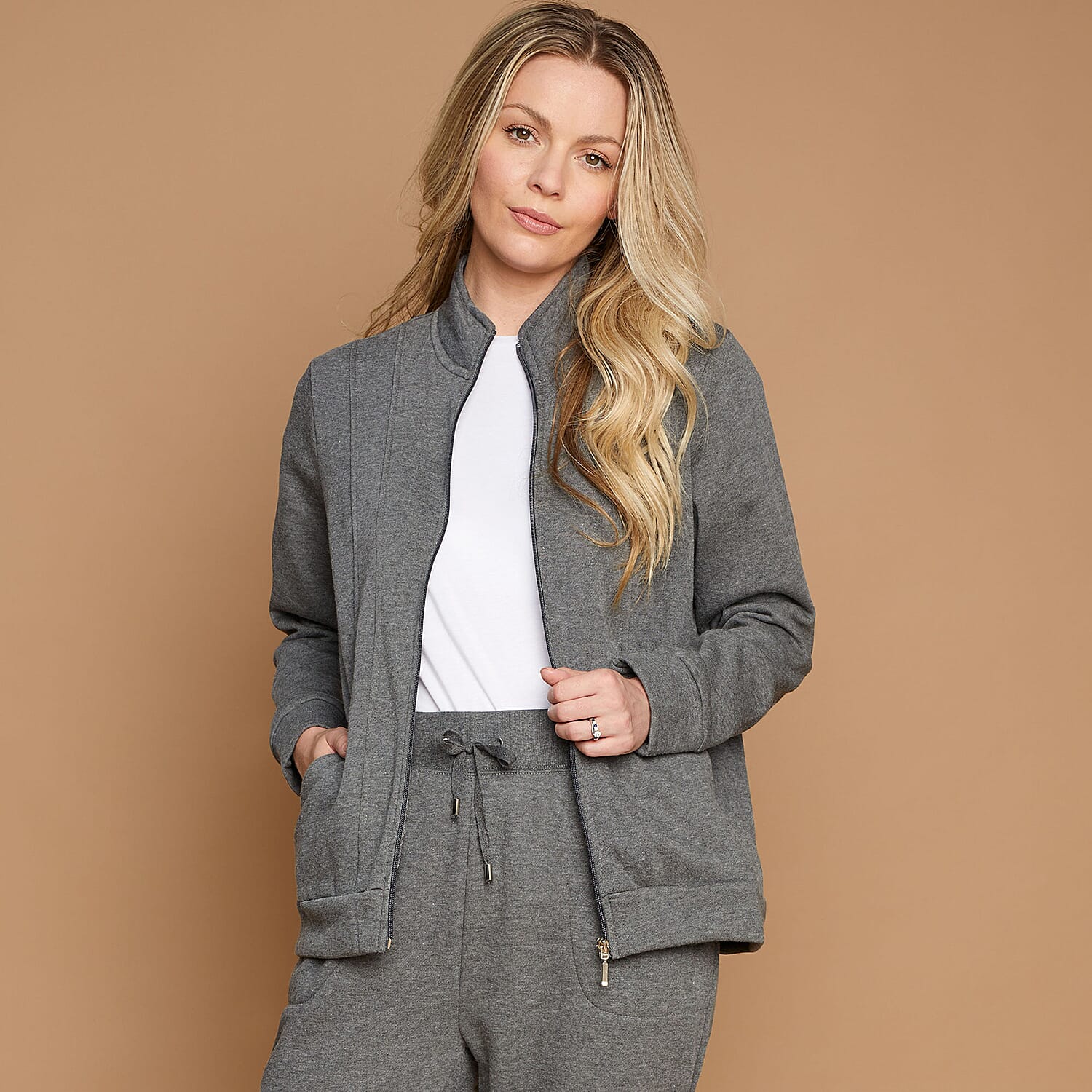 EMRECO Fleece Lined EMRECO Zip Front Jacket with EMRECO Zip Closure ...