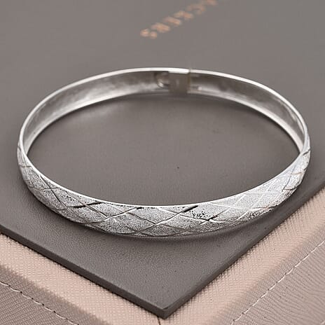 Bangles - Gold, White Gold, Silver Bangles in UK - TJC