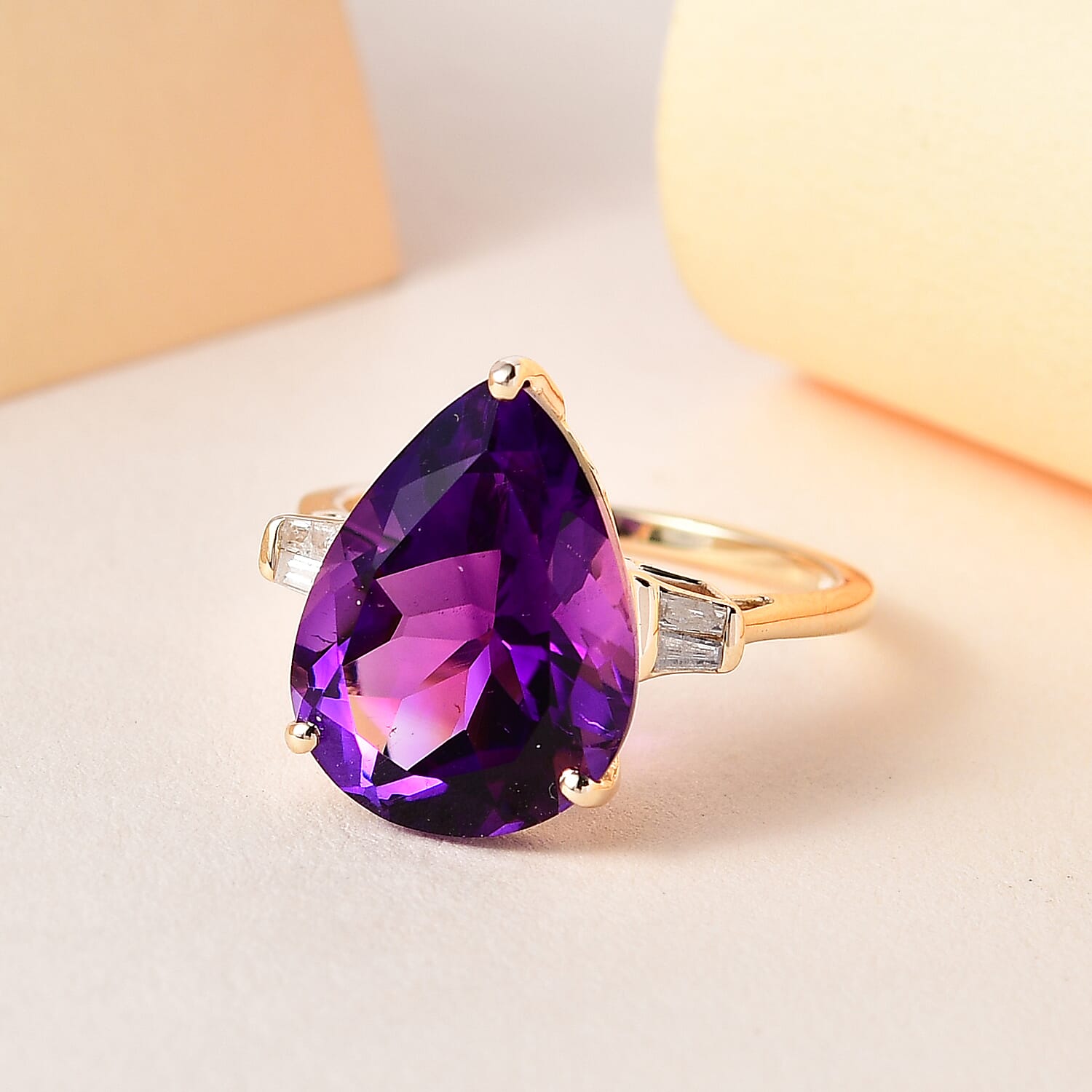 The Bergman - 9K Yellow Gold AAA Moroccan Amethyst & Diamond Ring 8.18 ...