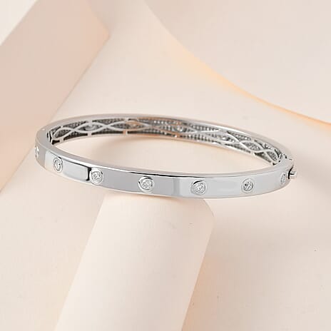 Bangles - Gold, White Gold, Silver Bangles in UK - TJC