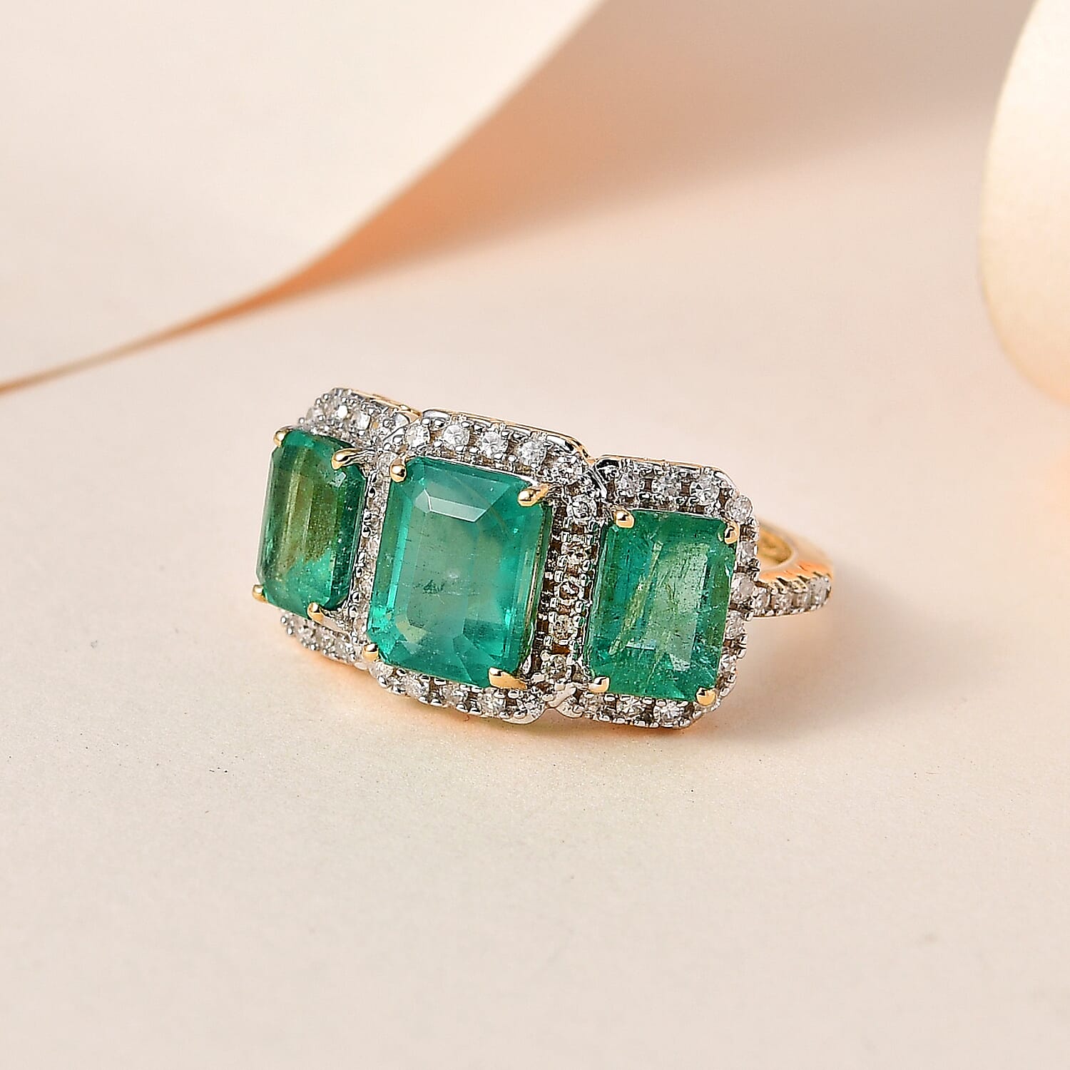 14K Yellow Gold AAA Emerald & Diamond Ring 3.86 Ct - 7588366 - TJC