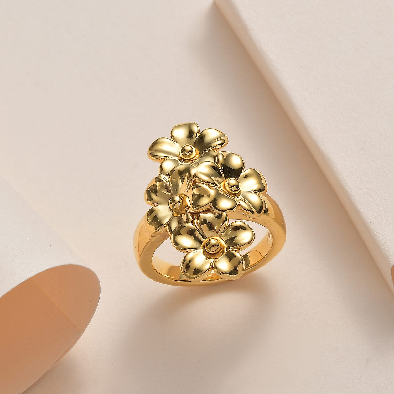 18K Yellow Gold Floral Ring, Gold Wt. 3 Gms - 7679038 - TJC