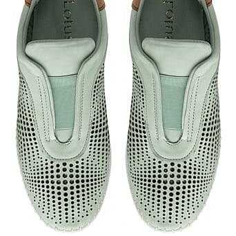 Lotus Footwear | TJC